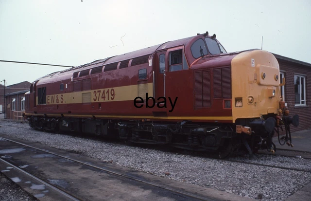 35MM SLIDE - EW&S Diesel Electric Loco Class 37. 37419 @ Crewe Works £2 ...