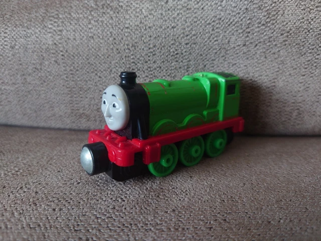 THOMAS THE TANK Engine And Friends Take N Play Along Diecast Henry ...