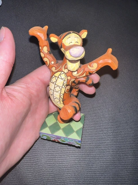 DISNEY TRADITIONS SHOWCASE Collection Tigger 'Tiggerific' Figurine £14. ...