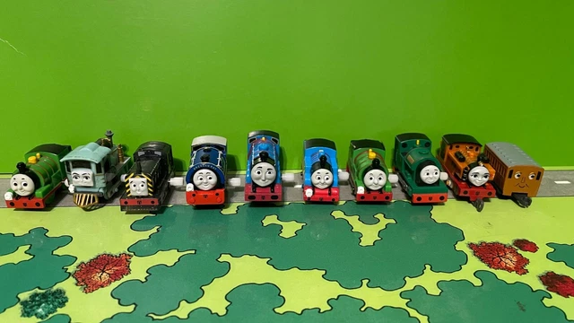 LOT DE DÉCHETS Thomas Capsule Plarail défauts Percy Peter Sam Gordon ...