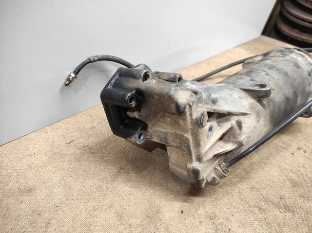 MERCEDES W123 OIL Filter Housing W460 W461 6151840102 6151840108 OM616 ...