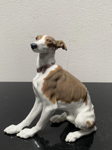 PORZELLAN, MEISSEN, ITALIENISCHER Windhund, Whippet, Frühe Ausführung ...