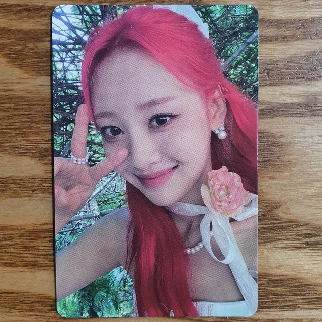 YVES OFFICIAL PHOTOCARD Loona Summer Special Mini Album Flip That Genuine EUR 9,08 - PicClick FR