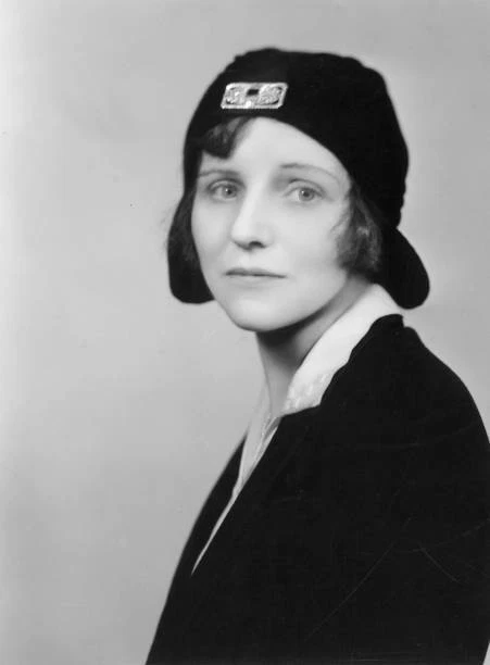 MRS CLAUDE HULBERT Actress Wife Of Mr Hulbert 1930 Old Photo $9.00 ...