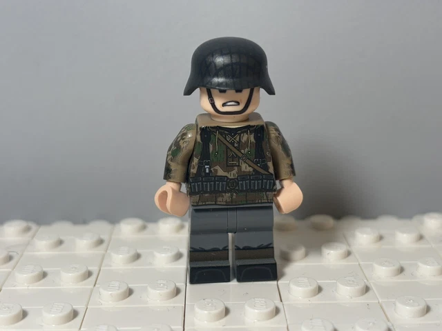 LEGO UNITED BRICKS WW2 German Splinter Camo Minifigure 142 £13.00 ...