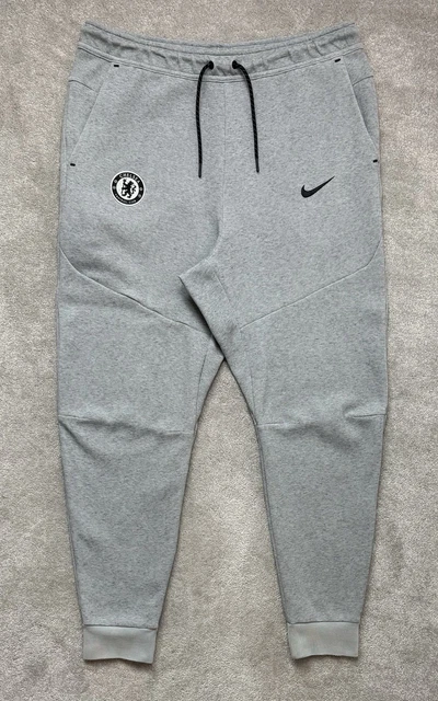 NIKE 2023/24 CHELSEA Nsw Tech Fleece 3Rd Player & Staff Grey Joggers ...