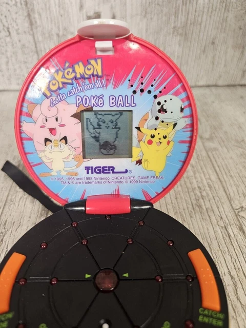 VINTAGE POKEMON POKEBALL Tiger Electronics 1999 Rare Handheld LCD Game ...