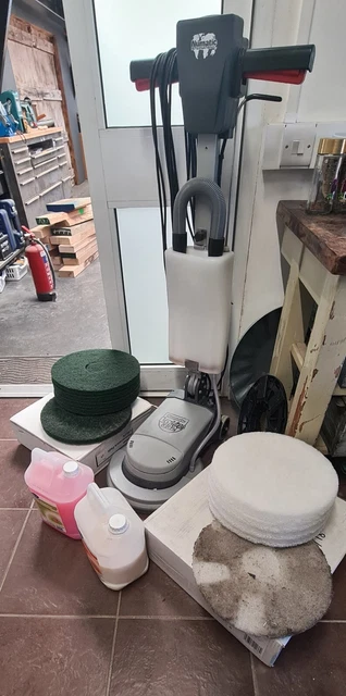 NUMATIC LOLINE 322 Floor Scrubber Polisher Buffer Machine Pads Carefree ...