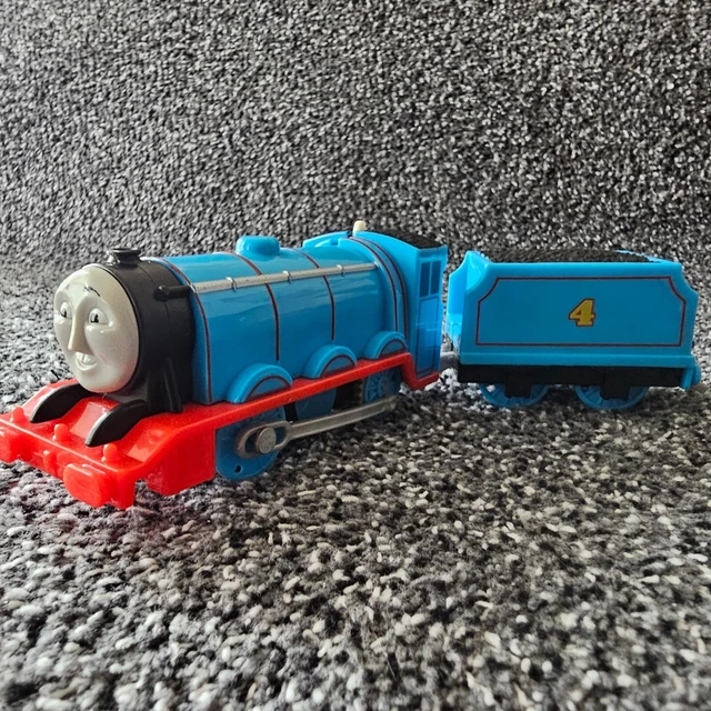 THOMAS THE TANK Engine Tomy Trackmaster Gordon Train with Tender £12.95 ...