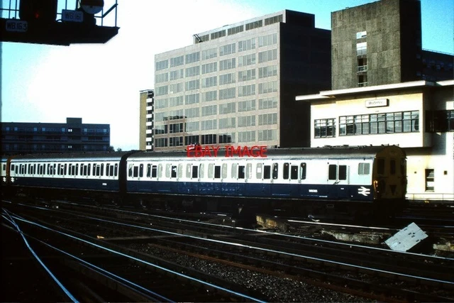 PHOTO 2-EPB Class 416 2-Car Emu No 5751 (Later No 6251) Arriving At ...