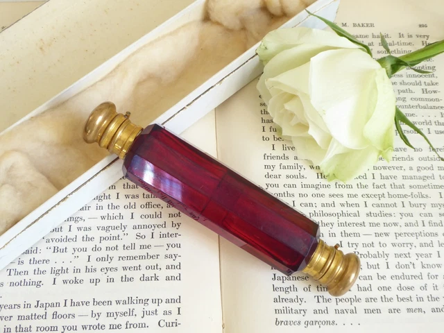 ANTIQUE RED CRYSTAL Double Salt Bottle £111.96 - PicClick UK