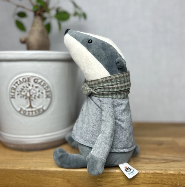 JELLYCAT RIVERSIDE RAMBLER Badger - Jellycat Badger - Wind In The ...