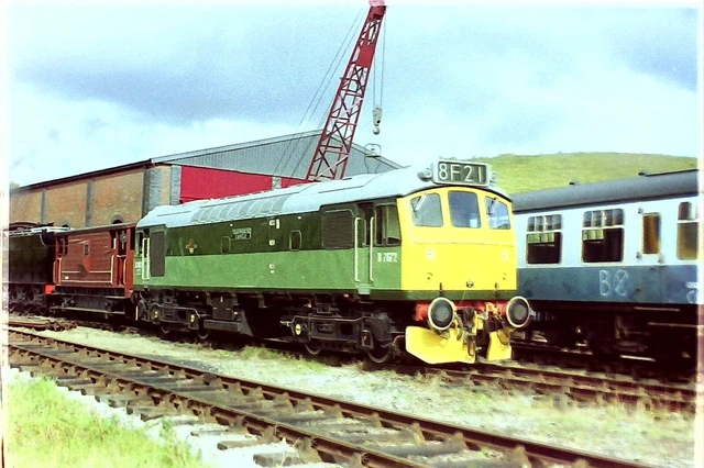 35MM RAILWAY COLOUR Negative Class 25 D7672 at Cheddleton £1.75 ...