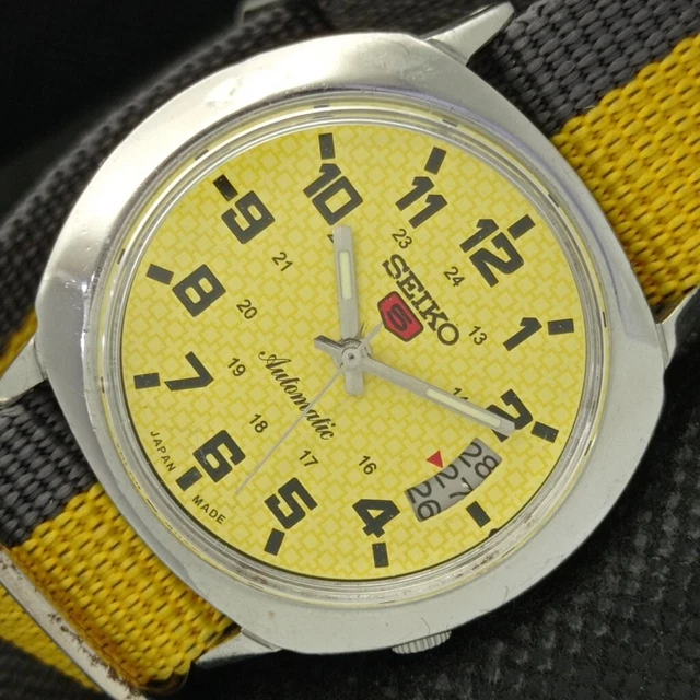 VINTAGE SEIKO 5 AUTOMATIC 7009A JAPAN MENS DATE YELLOW WATCH 595a ...