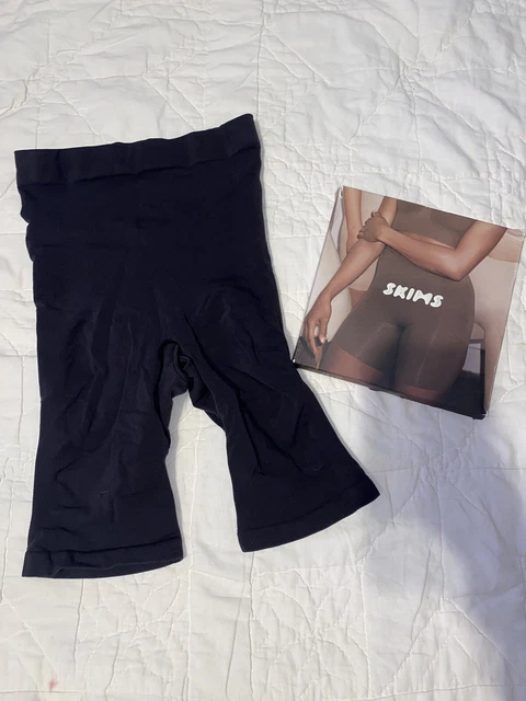 SKIMS SEAMLESS SCULPT Mid Thigh Short W/Open Gusset Onyx L/XL SH-MTS-0602 NWOT £25.43 - PicClick UK