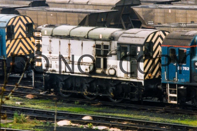 UK DIESEL TRAIN Railway Photograph Of Class 08 08499. Rm08-125 £1.70 ...