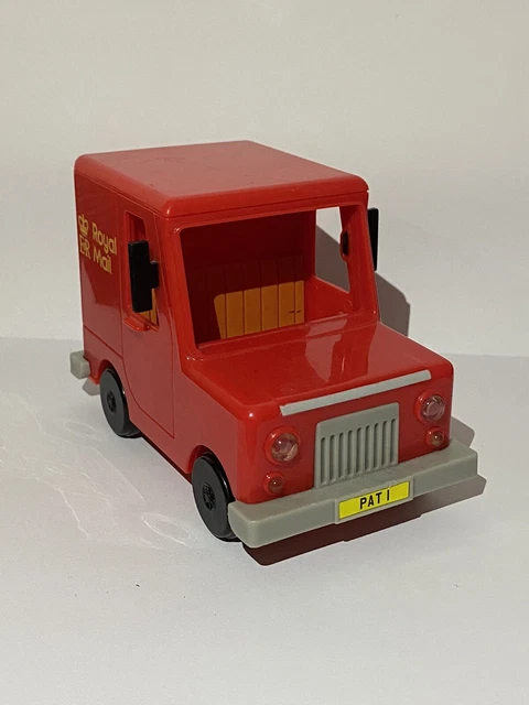 POSTMAN PAT VAN Pat 1 £8.99 - PicClick UK