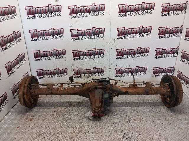 TOYOTA HILUX REAR Axle Assy 2.5 Manual Diff Lock 06-11 Toyota Hilux £ ...