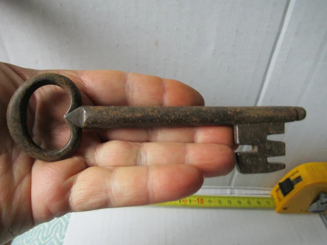 ANCIEN CLE CLEF Antique Old Key Alter Schlüssel Vecchia Chiave Llave ...