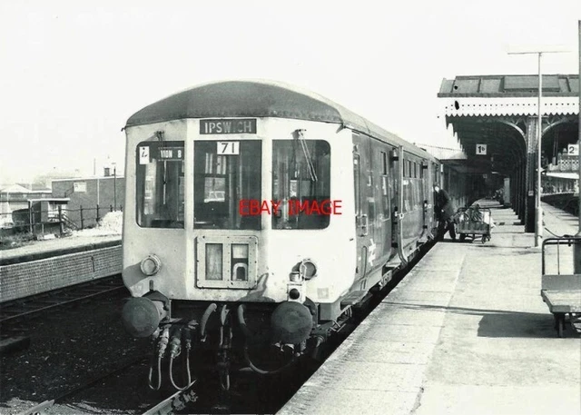 PHOTO 2-CAR Dmu Class 100 At Ipswich No E51125 Cravens Class 141 No ...