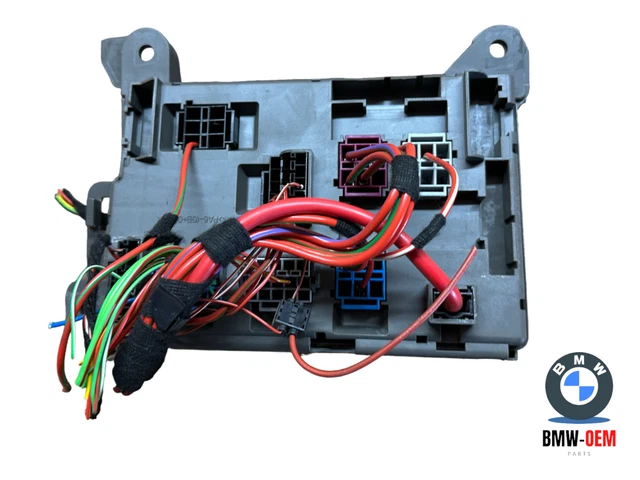 BMW X5 X6 Series E70 E71 Power Distribution Fuse Box Rear 6931687 £13. ...
