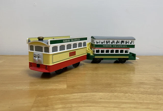 TOMY TRACKMASTER FLORA Train 2008, thomas the tank engine Motorised ...