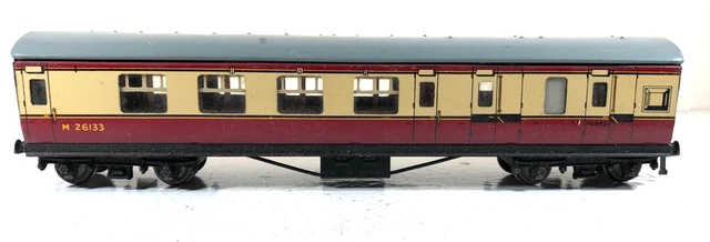 HORNBY DUBLO COACH M26133 BR Brake Second Tinplate Crimson & Cream ...