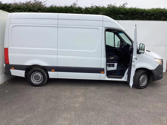 2020 MERCEDES-BENZ SPRINTER 2.0 315 CDI Progressive RWD L2 H2 Euro 6 (s ...