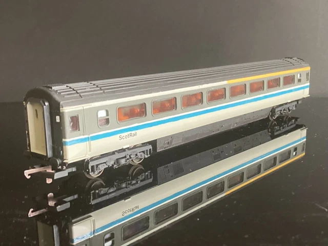 LIMA MK3 COACH - repainted in Scotrail livery £21.50 - PicClick UK