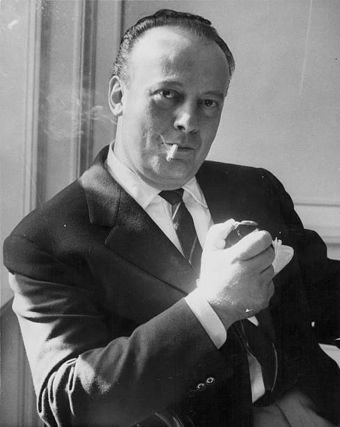 PORTRAIT ITALIAN BARITONE singer Tito Gobbi smoking cigarette hotel ...