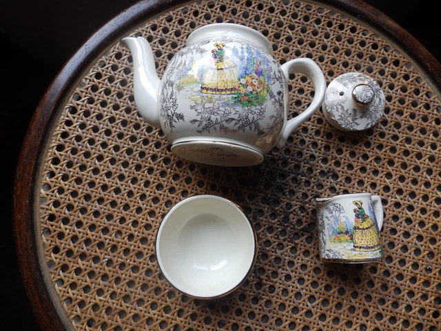 SADLER CRINOLINE LADY tea set tea pot sugar bowl milk jug EUR 111,30 ...