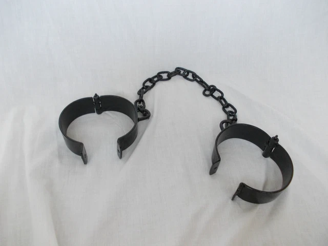 METAL LEG CUFFS.SHACKLES.MANACLES.RESTRAINT. bondage. leg irons ...