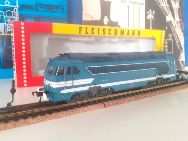 FLEISCHMANN HO& - Locomotive diesel électrique A1A A1A - 68001 de la ...