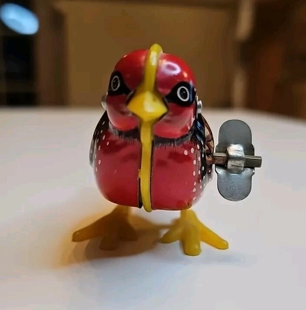 VINTAGE MIKUNI JAPANESE 1950's wind up hopping bird with key Clockwork ...