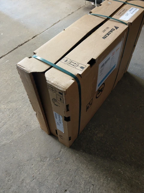 BS6Q14AV1B BS6Q14A DAIKIN Air Conditioning VRV BS Box Branch 6 way £ ...