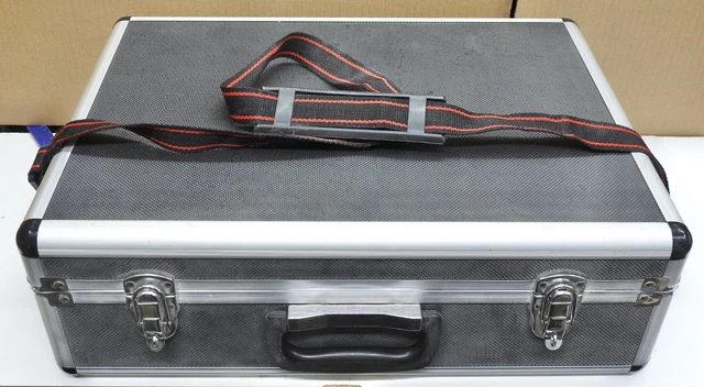 16MM SM32 PAIR of 4 Wheel Coaches in Transport Case. £68.32 - PicClick UK