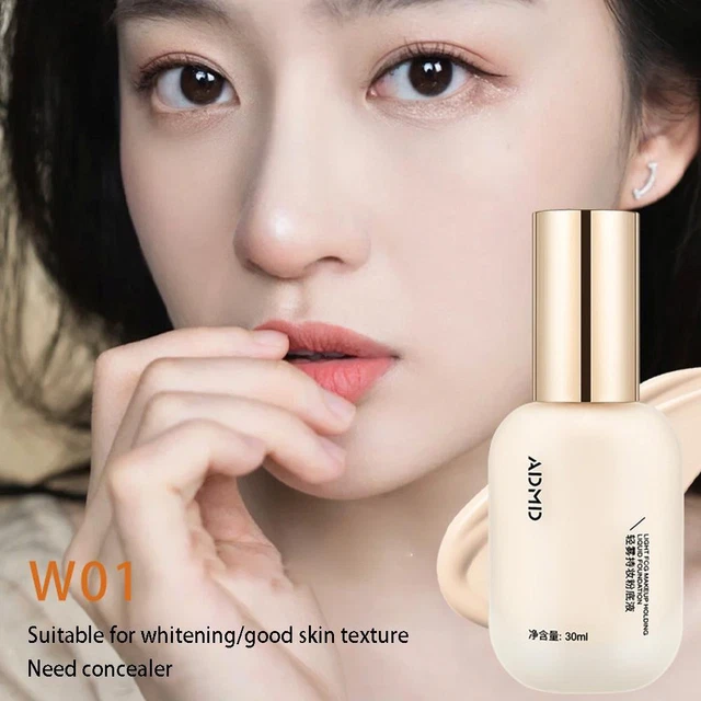 LIGHT FOG MAKEUP Holding Liquid Foundation Hydrating Waterproof & Light ...