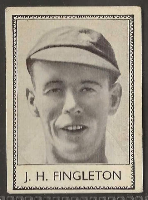 BARRATT-FAMOUS CRICKETERS 1938 (Numbered M40)-#14- Australia ...