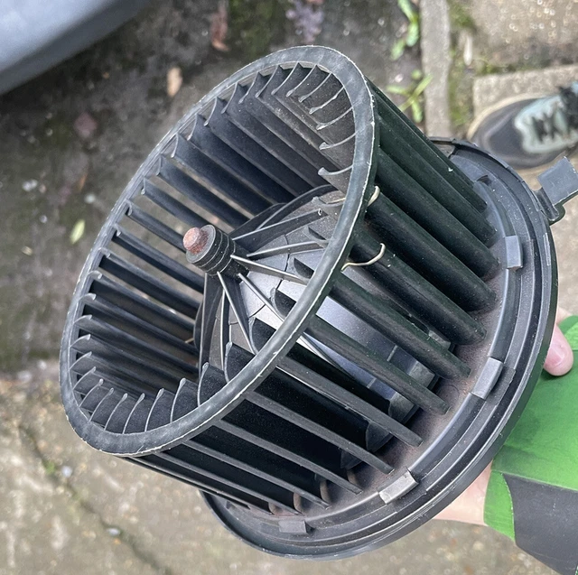 VW T4 TRANSPORTER Genuine Siemens Front Fan Blower Motor 701 819 021B £ ...