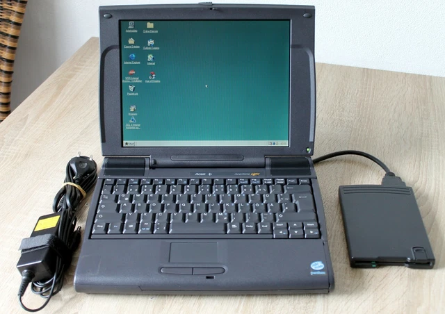 LAPTOP VINTAGE ACER 370PC / Windows 98 / RAM 32 MB / HDD - 1,50 GB ...