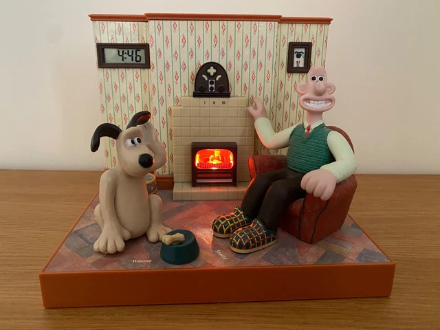 WALLACE & GROMIT Talking Radio Alarm Clock Wesco 1990s Working/In good ...