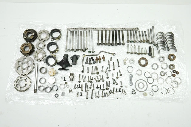 TRIUMPH SPEED TRIPLE 955 I 595 N Visser & Petites Pièces Moteur ...