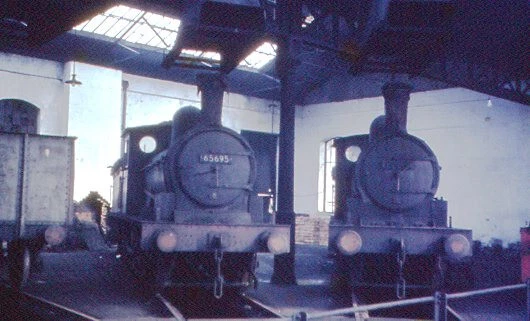ORIGINAL COLOUR SLIDE of 65670 ER J25 class steam loco £2.50 - PicClick UK