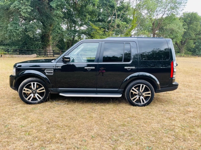 LAND ROVER DISCOVERY 4 Sdv6 Commercial Panel Van *Fantastic Condition ...