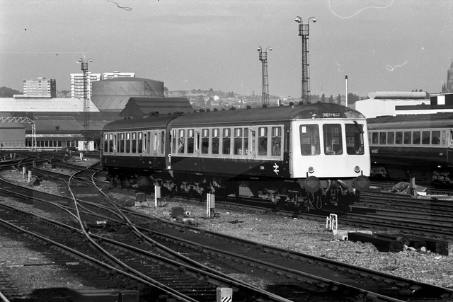 ORIGINAL 35MM NEGATIVE and Print Class 114 DMU 54018 Leeds 1984 (1535A ...