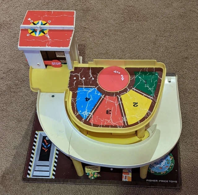 VINTAGE FISHER PRICE Car Garage Station Elevator Ramp 1970s £8.31 ...