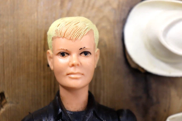 RARE MARX JAY West Figure CANADA Black Body HTF White Accessories ...