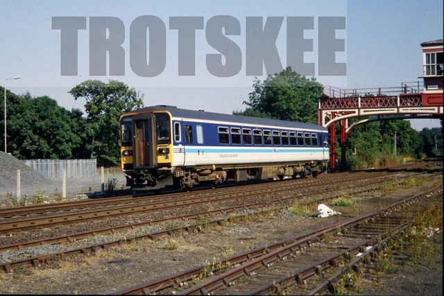 35MM SLIDE BR British Rail Diesel DMU Class 153 153307 Hexham 1995 Original £4.99 - PicClick UK
