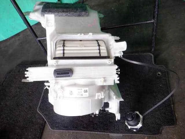 TOYOTA VITZ 2014 DBA-NSP130 Motore soffiatore 8710352121 [usato ...