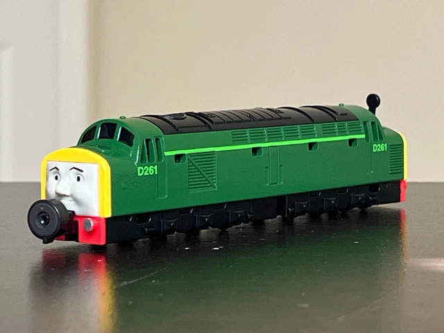 THOMAS & FRIENDS Bandai TECS Gold Rail Diecast The Diesel D261 Class 40 ...